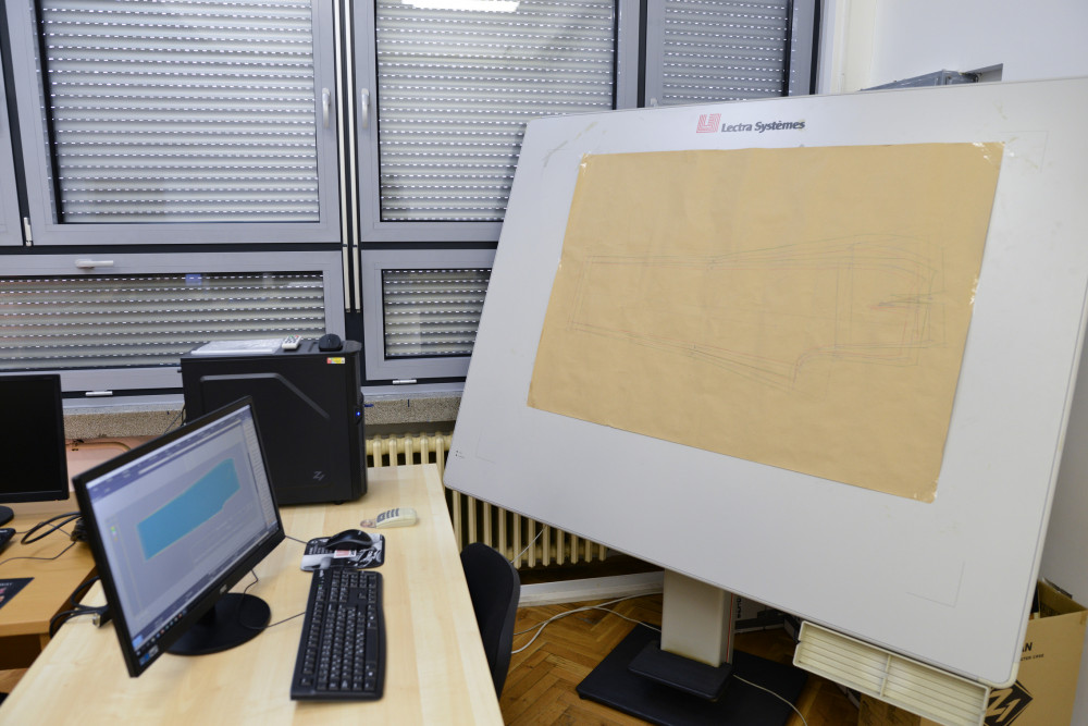 CAD/CAM sustav za dizajn tekstila i odjeće i konstrukcijsku pripreme ...