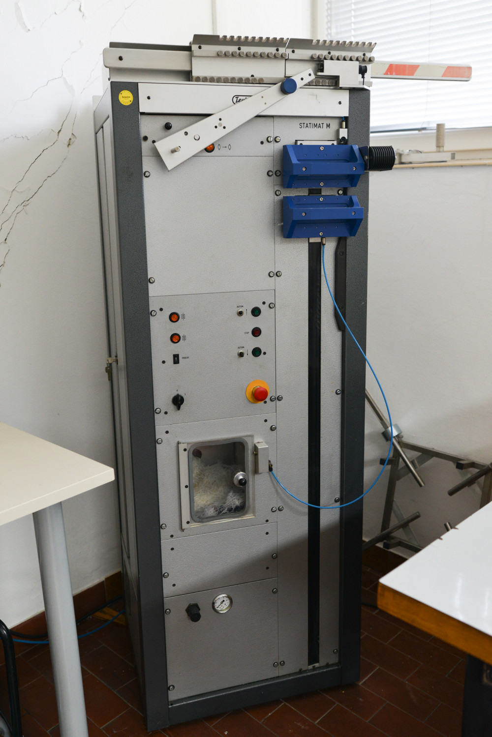 Tensile tester for yarn and textile fabrics - TTF